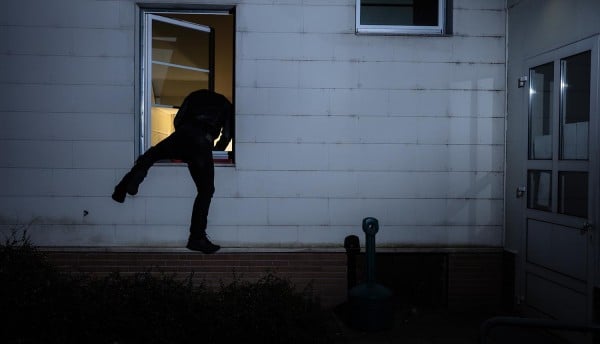 Privacy Risks Found in Home Security Cameras Allow Spying Without ...