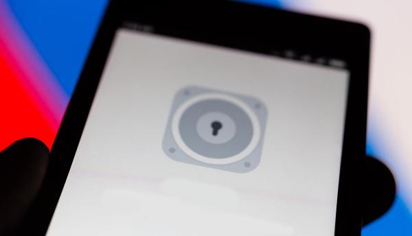 Hidden Russian Software in Thousands of Apps Sparks Fears of Online ...