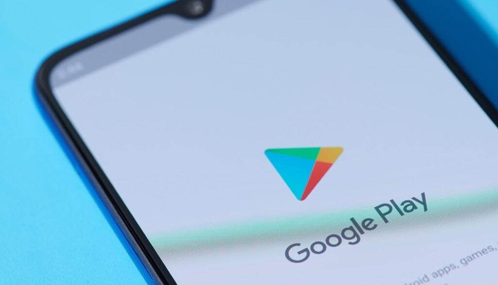 Over 300 Malicious Apps on Google Play Store Engaged in Ad Fraud and ...