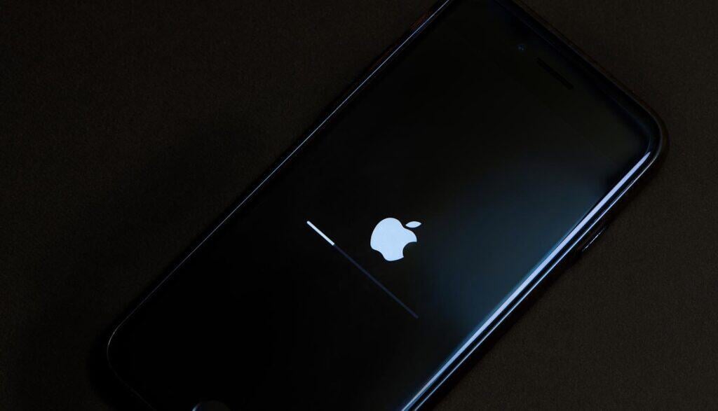 Apple Patches Ancient Zero-Day Vulnerability Present in iOS for Nearly ...